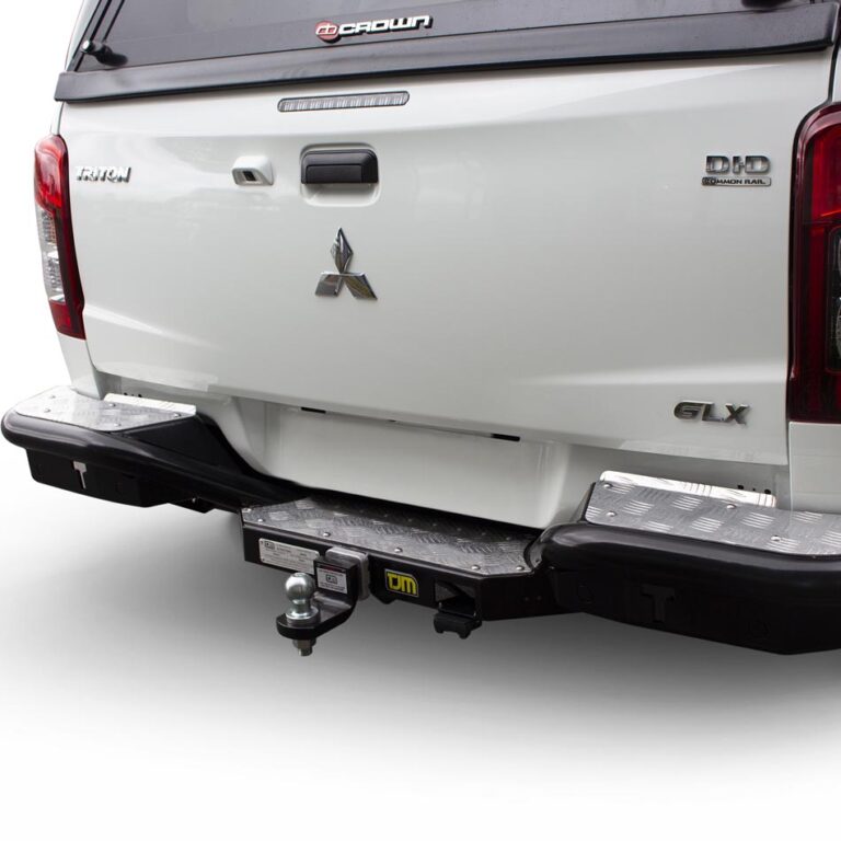 Mitsubishi Triton TJM Rear Step Tow Bar | Fully Equipped
